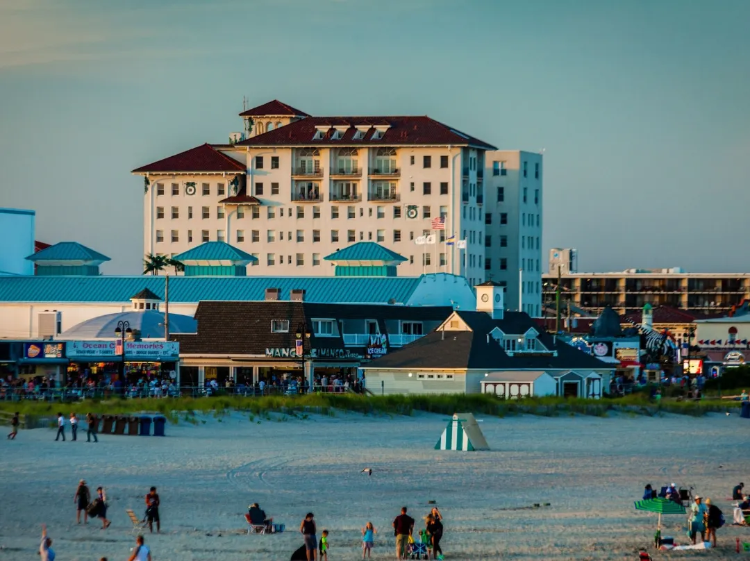 The Flanders Hotel - Sea Isle City, NJ