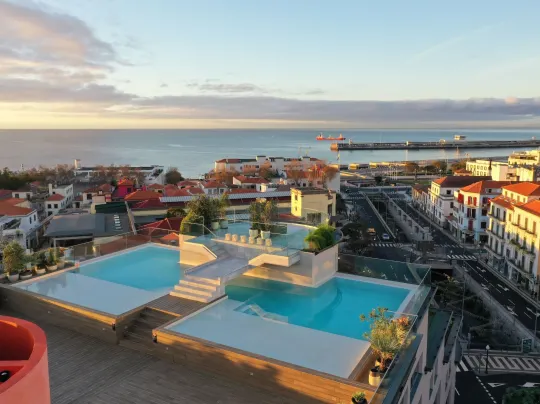 Three House Hotel - Funchal