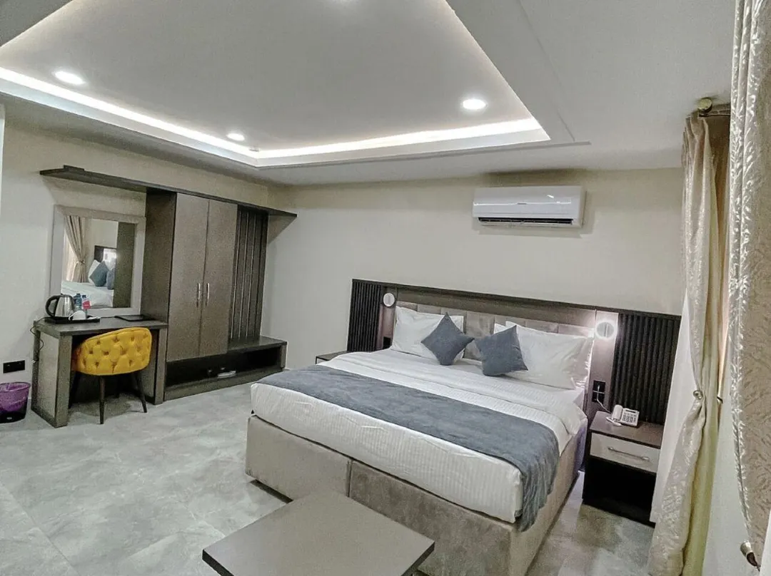 The Mayrock Hotel - Abuja