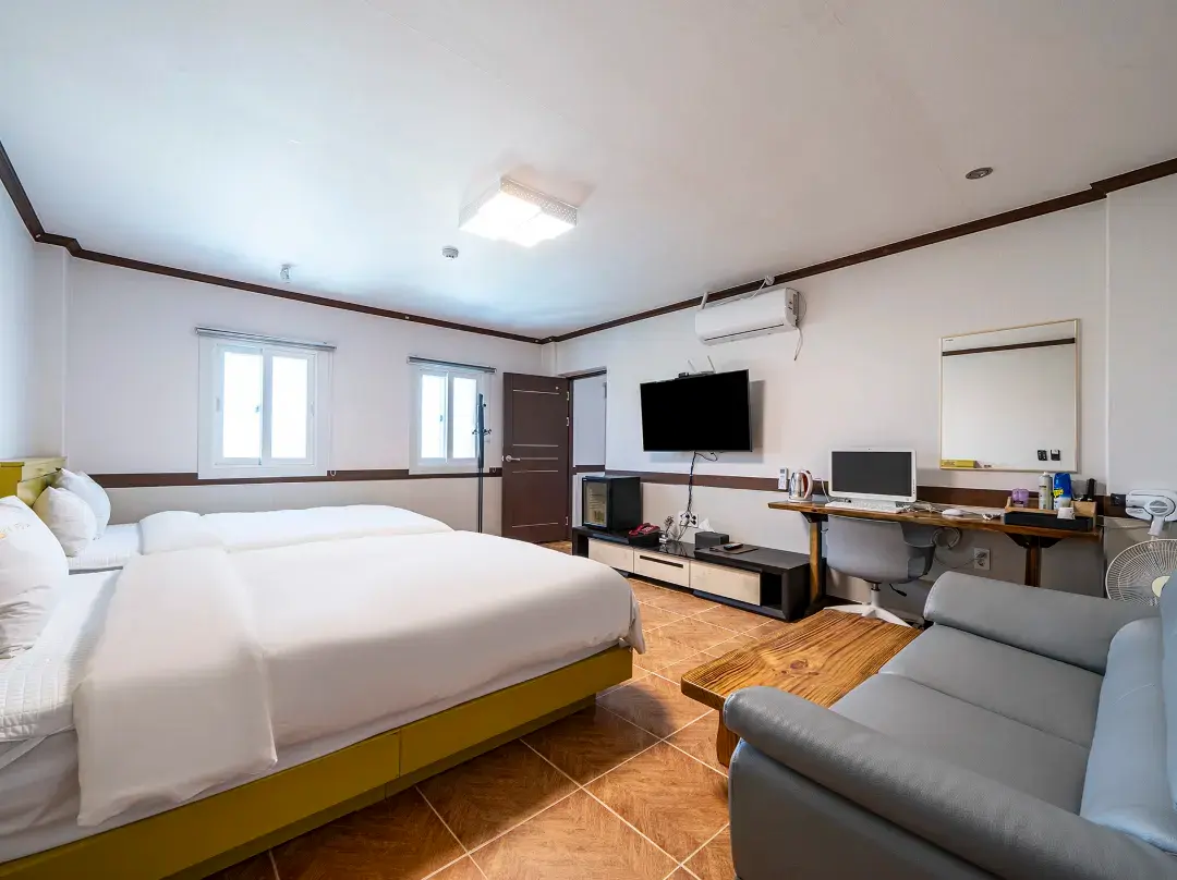 Goseong Sky Motel - 통영시