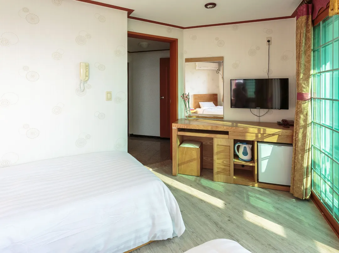 Jeju Seomsarang Motel - Jeju-si