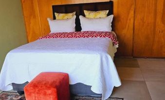 0787391431 Golden Gate Guest House In Mafikeng, Mafikeng - Latest ...