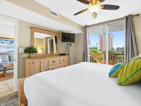 Pelican Beach 217 - Destin, FL