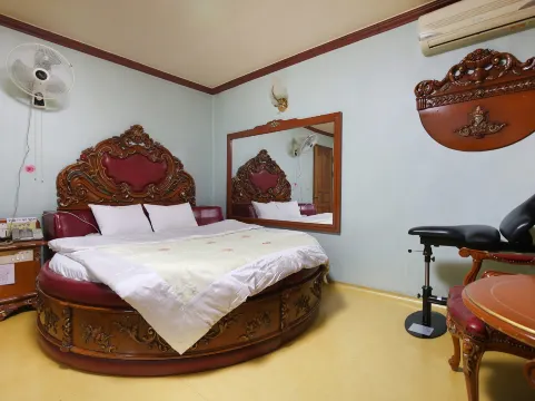 Daejeon Yongjeon Boryeong Motel - 대전광역시