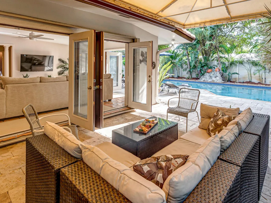 Heated Pool And Tropical Oasis - Stylish Family Escape - Wilton Manors, FL