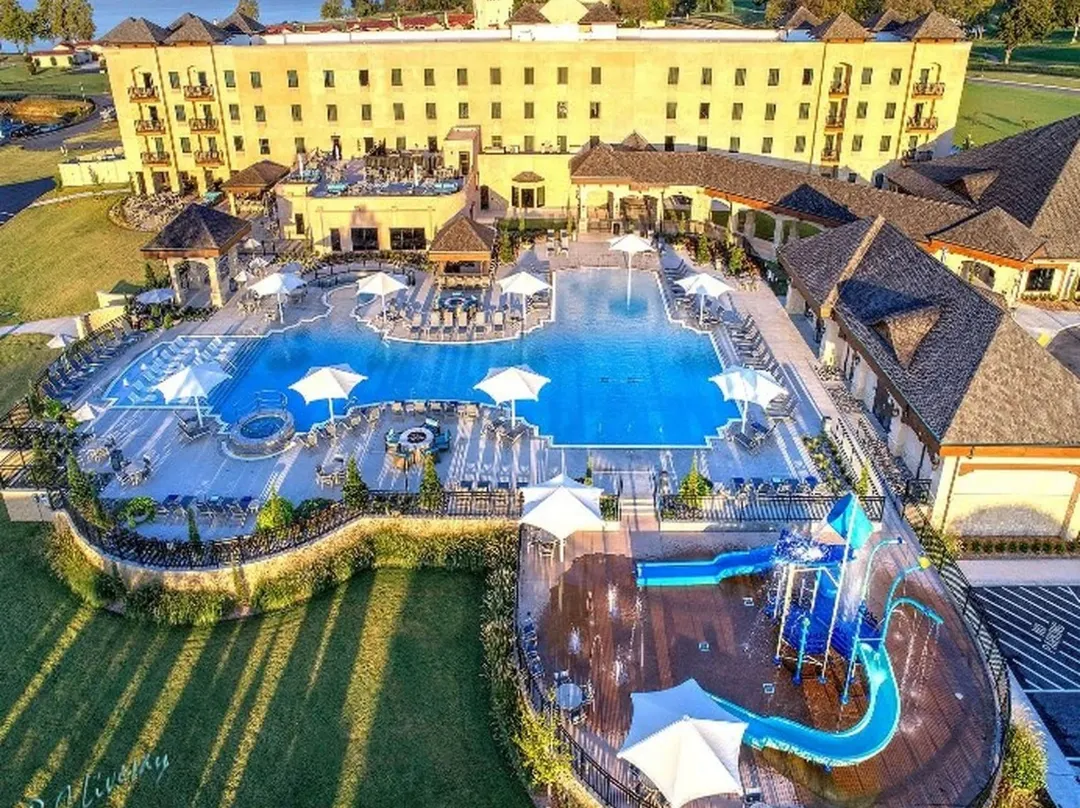 Shangri-la Resort - Oklahoma