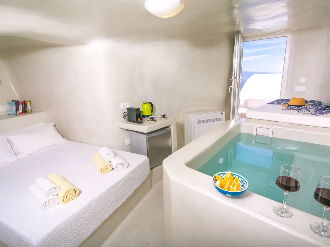 White Cave House - Oia