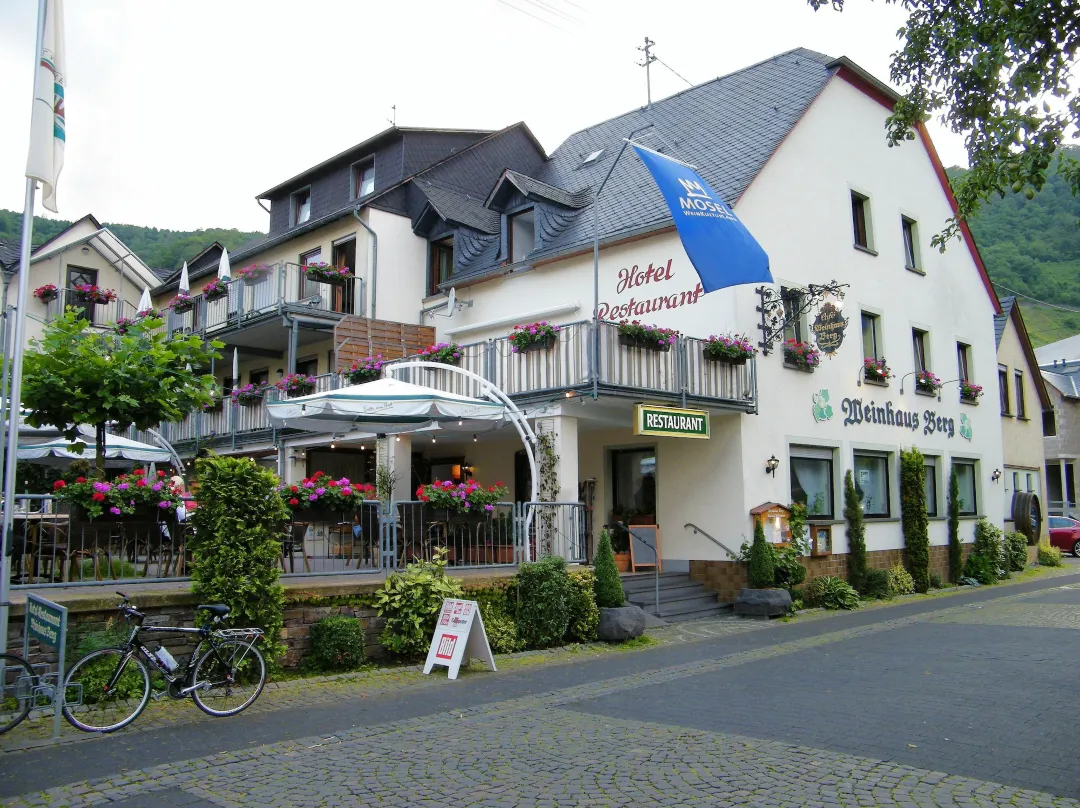Weinhaus Berg - Bremm