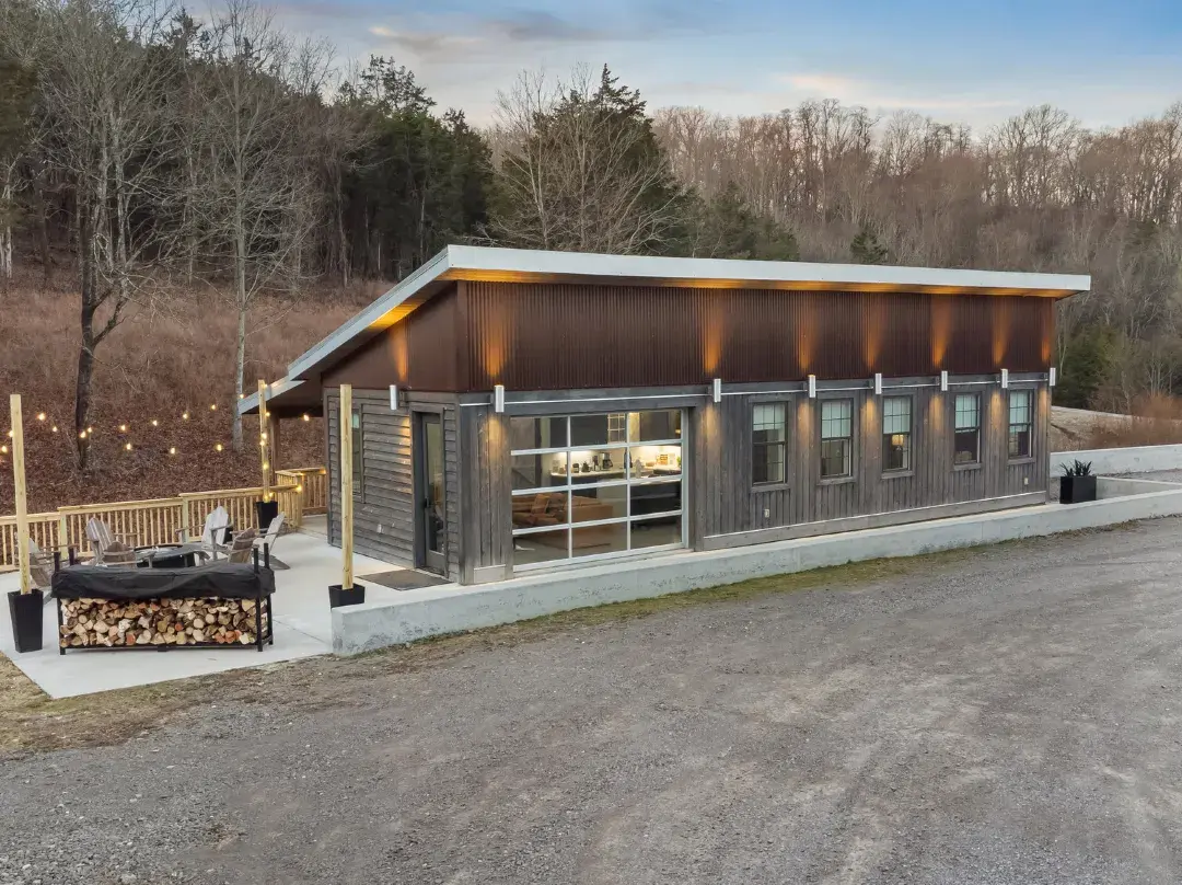 Luxury Retreat With Scenic Views And Cozy Design - Serene Getaway - Columbia, TN