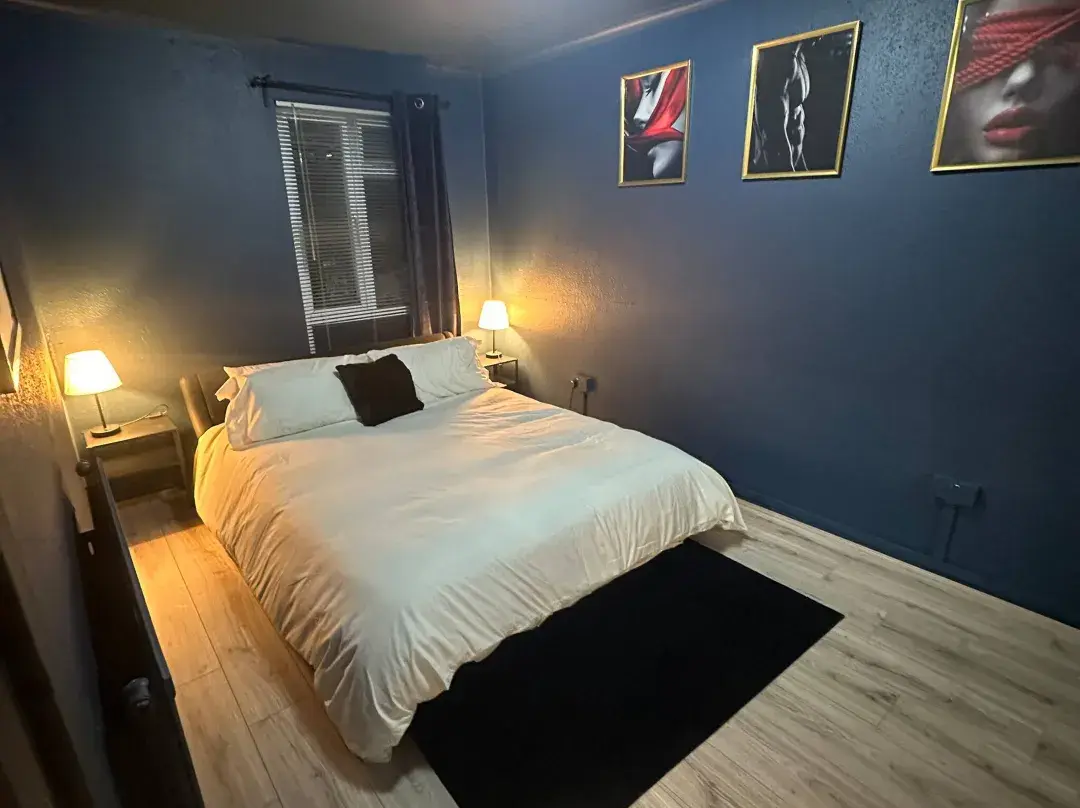 A Discreet & Elegant Play Space For Couples - East Sussex