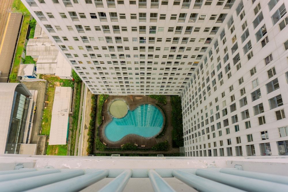 Studio With Comfortable Design At Serpong Garden Apartment - South Tangerang