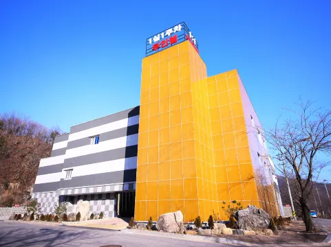 Mungyeong Myeongpum Hotel Geonilla - Mungyeong-si