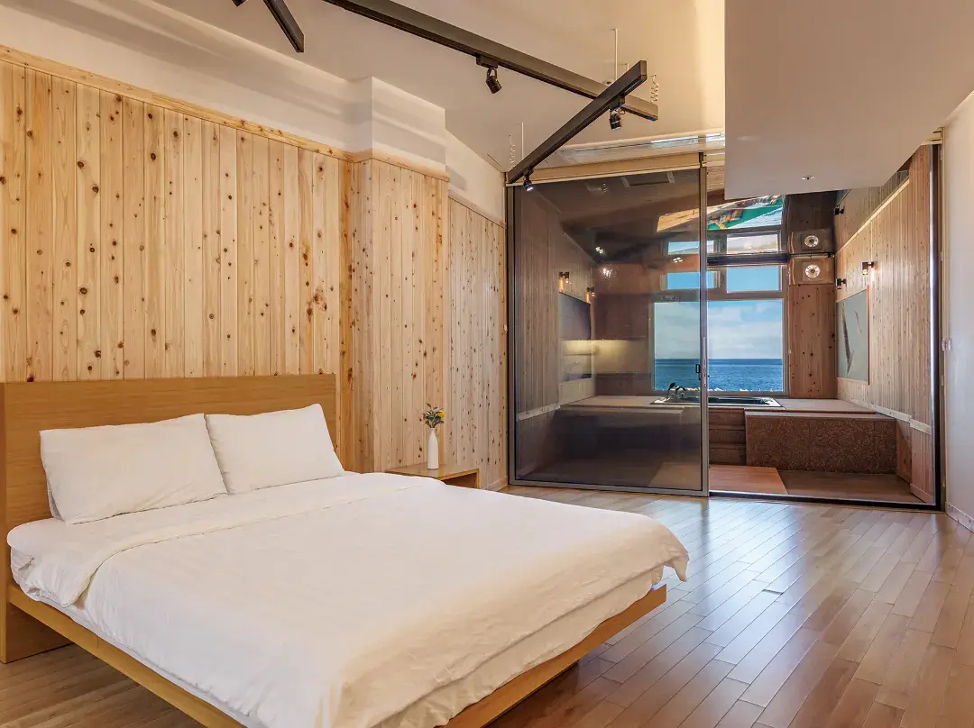 Healing Turn Condo - Pohang-si
