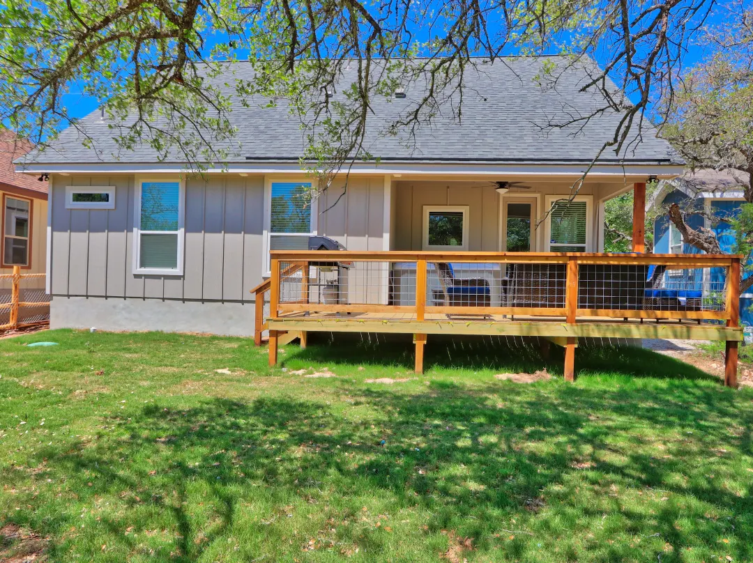 Charming Escape With Hot Tub And Game Area - Delightful Hill Country Haven - Canyon Lake, TX