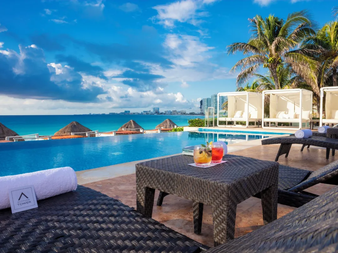 Altitude At Krystal Grand Cancun - All Inclusive - Cancún