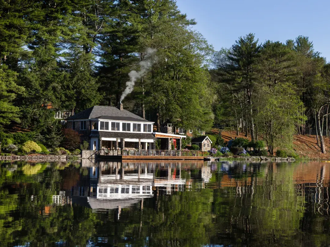 Private 37 Acre Lake Estate On 164 Acres - 11 Br - Hyde Park, NY