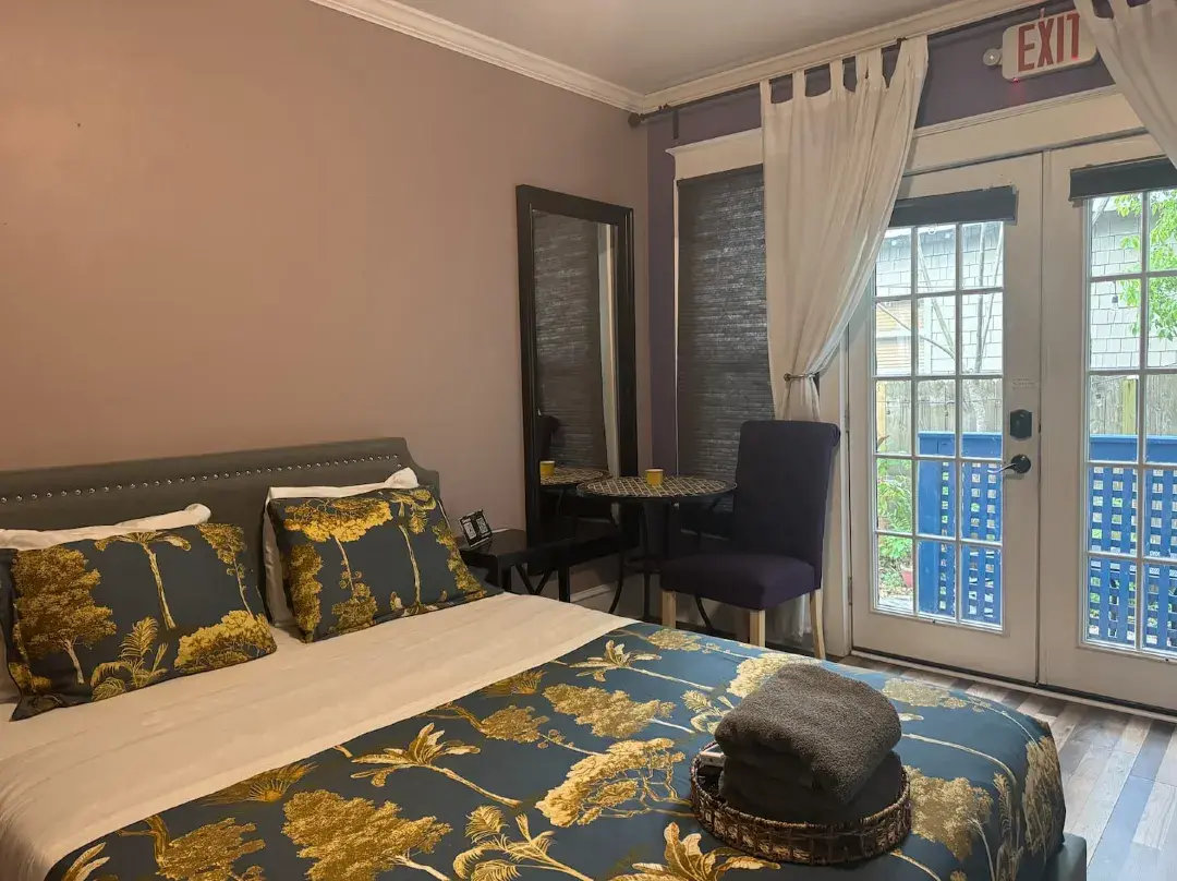 Charming Amenities And Soaking Tub - Cozy Historic Retreat - St. Augustine, FL