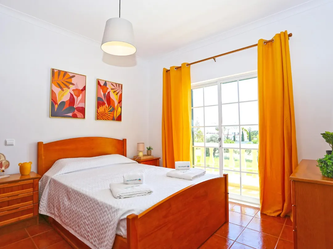 U 05 - Bedroom 5 In Casa Quinta Estação - Lagos