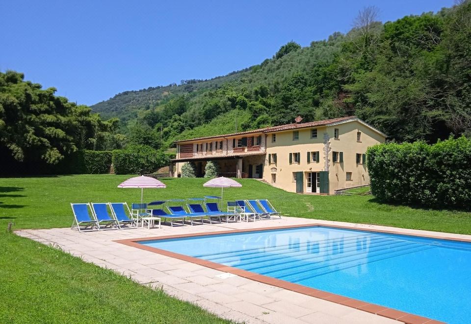 Villa Anna Montebello with Pool Camaiore 最新特別料金で宿泊予約-カマイオーレ | Trip.com