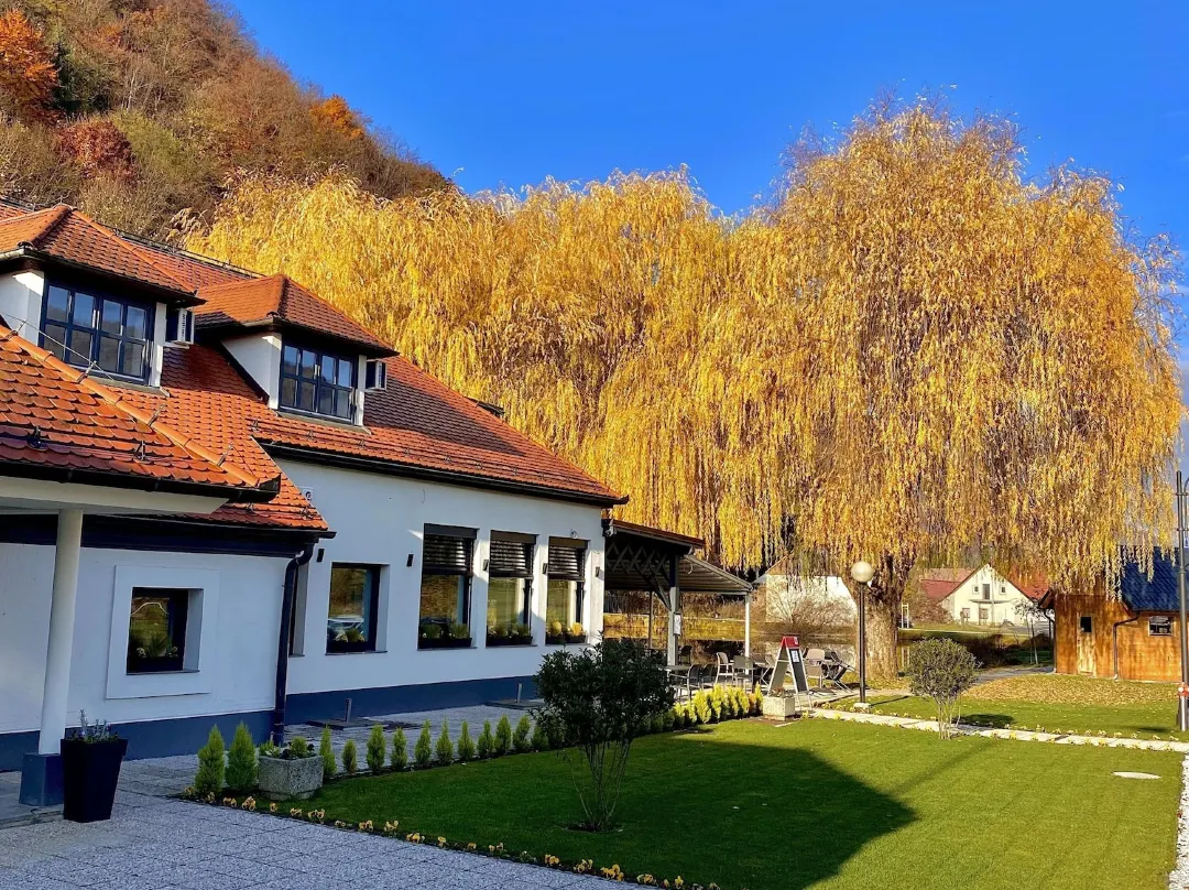 Kozjanski Dvor - Slovenia