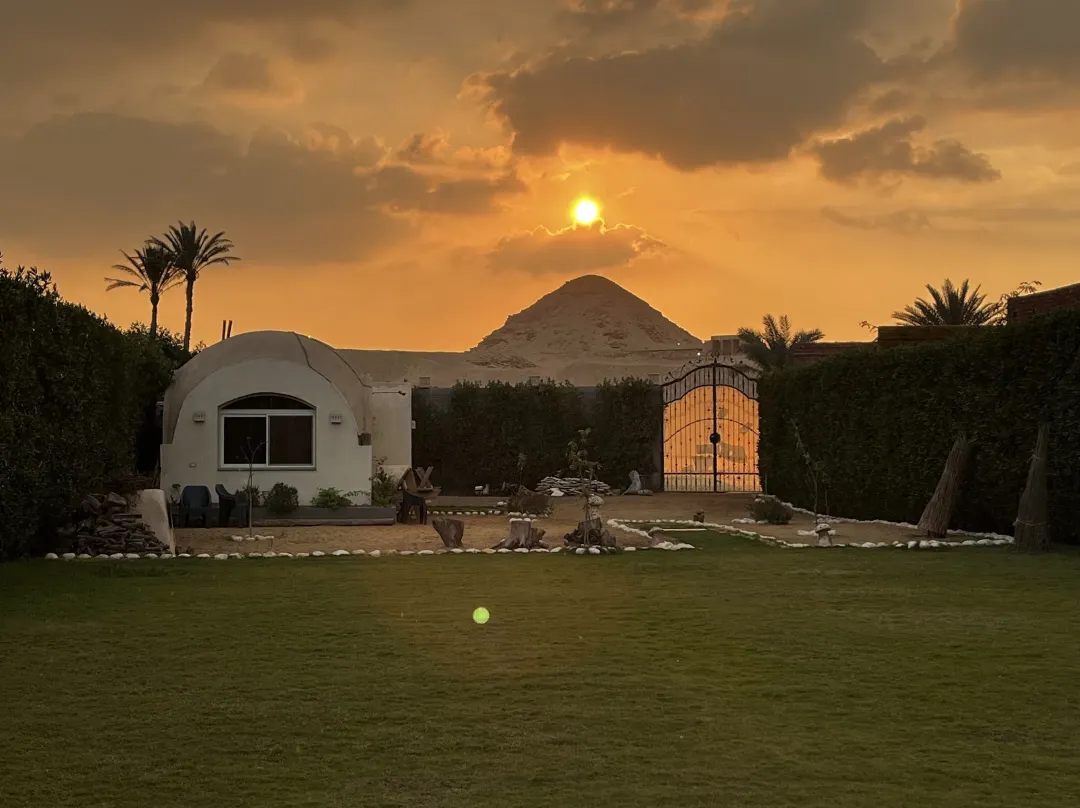 Sahure Pyramid View Inn - Egypt