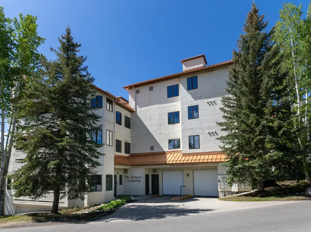 Scenic Views And Outdoor Pool With Spa - Charming Mountain Retreat - Steamboat Springs, CO