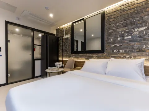 Hadong Hotel Bombom - Yeosu