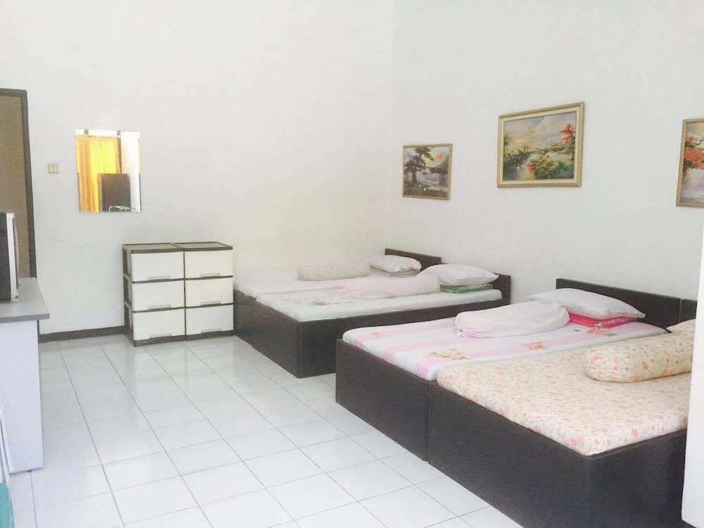 Sinar Express Villa - Trawas