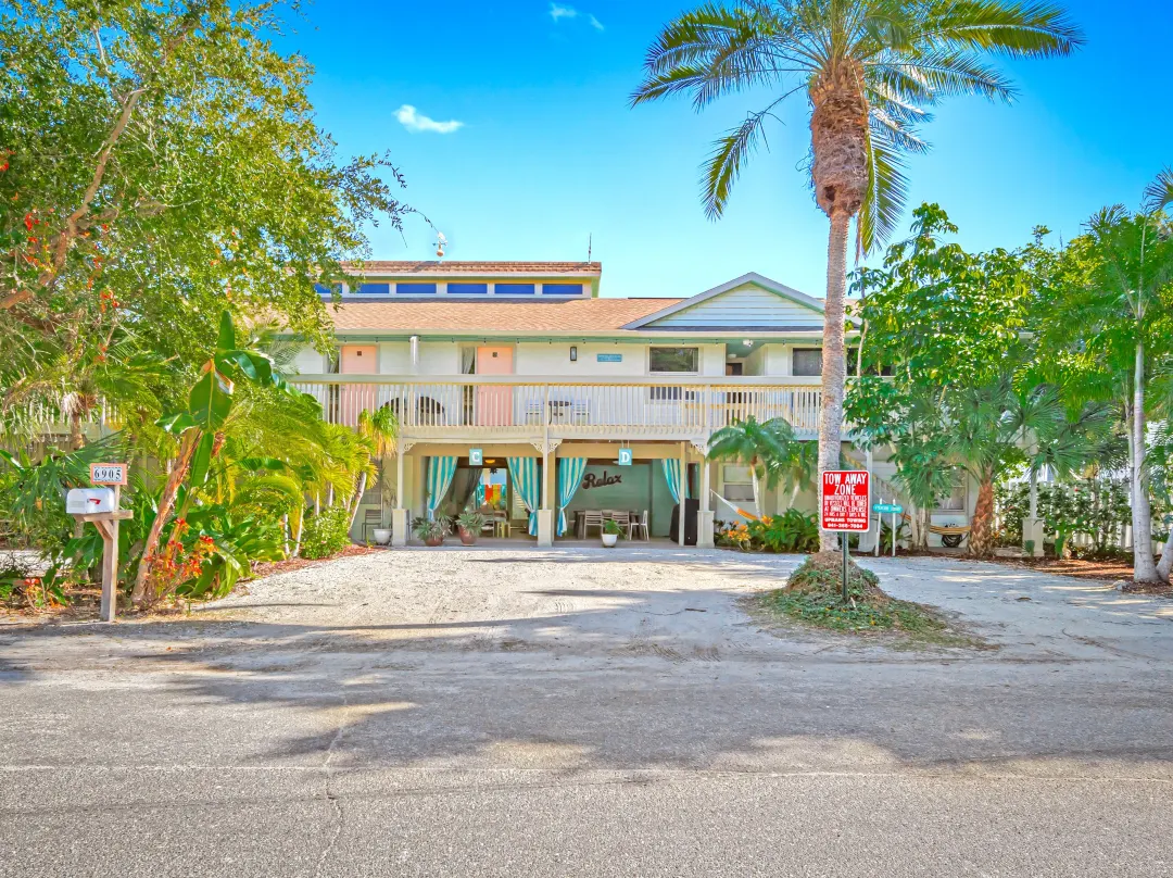 Beach Access, Alfresco Dining And Snorkeling Fun - Tranquil Oasis - Siesta Key, FL