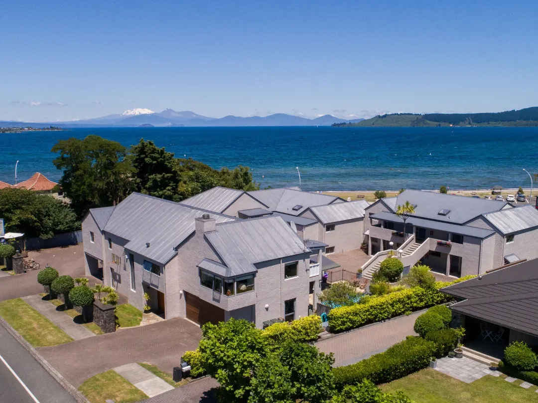 Baycrest Thermal Lodge - Lake Taupo