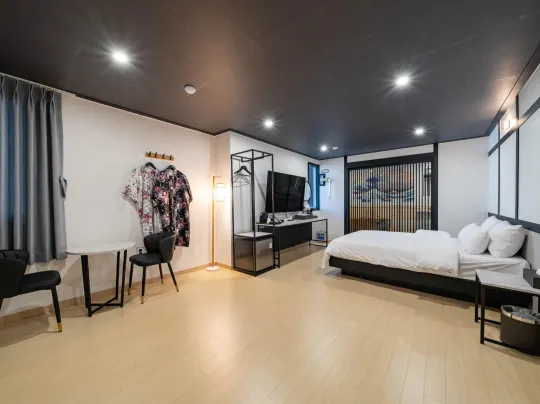 Ryokan Stay - Gangneung-si