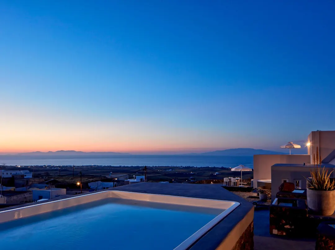 Elysian Santorini - Oia