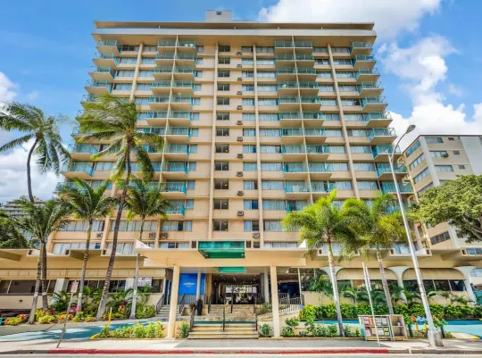 Canal View And Kitchenette - Charming Waikiki Retreat - Kailua, HI