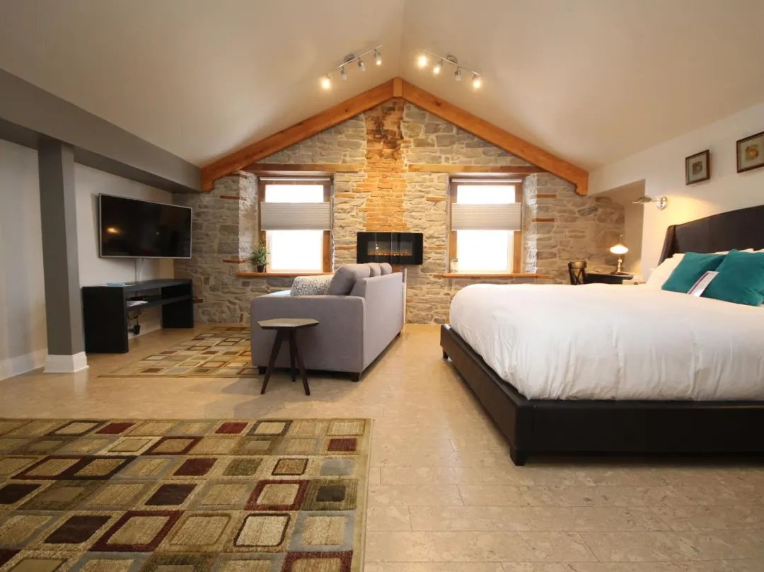 Kemptville Suites - Ottawa