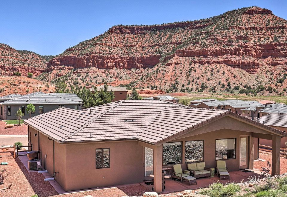 Day Trip to Zion: Home w/ Fire Pit & Pool Access, Kanab - 2026 Prices ...