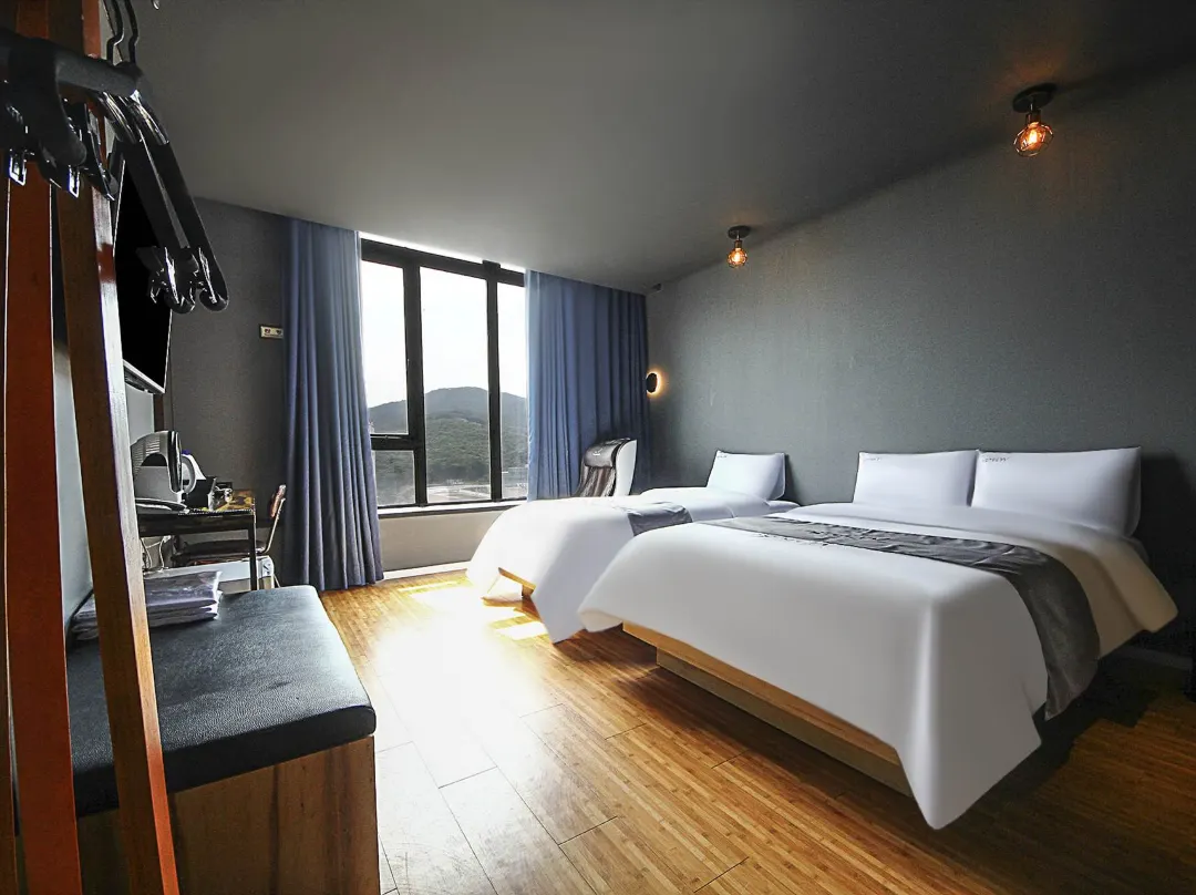 Namyangju W Hotel Hopyeong Branch - Namyangju-si
