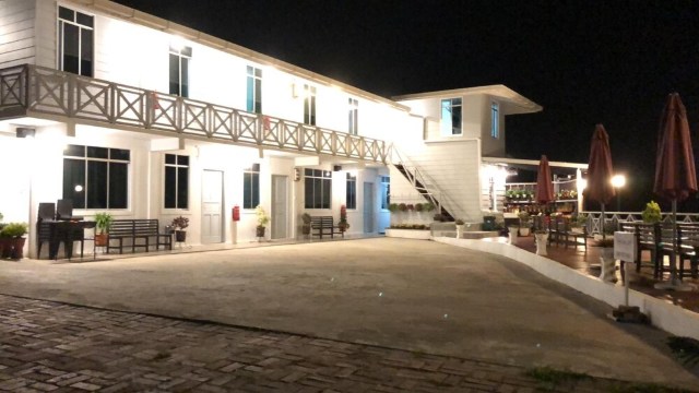 Bayu Senja Lodge Reviews: 2 Verified Reviews Latest 2025 | Trip.com