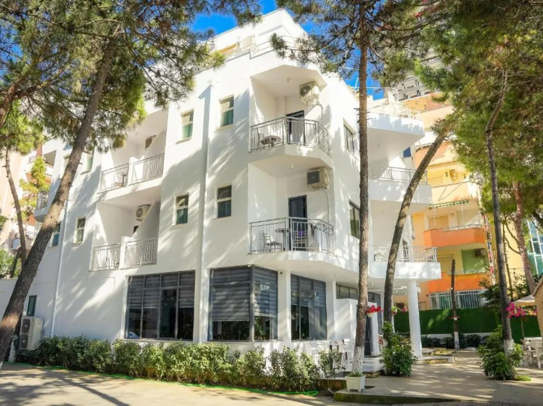 Hotel Bella Vista - Golem