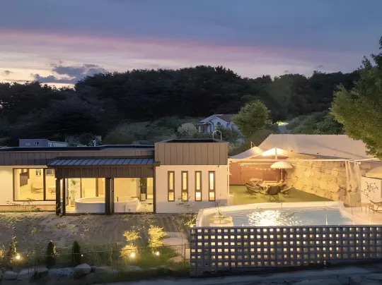 Gyeongju Poolvilla Gyeongjuegamyeon - Gyeongju-si