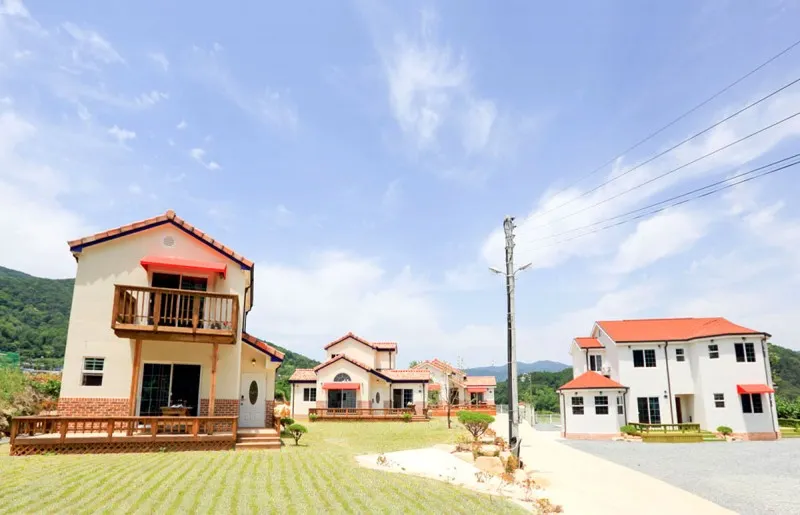 Cheongdo Pine Hill Pension - Daegu