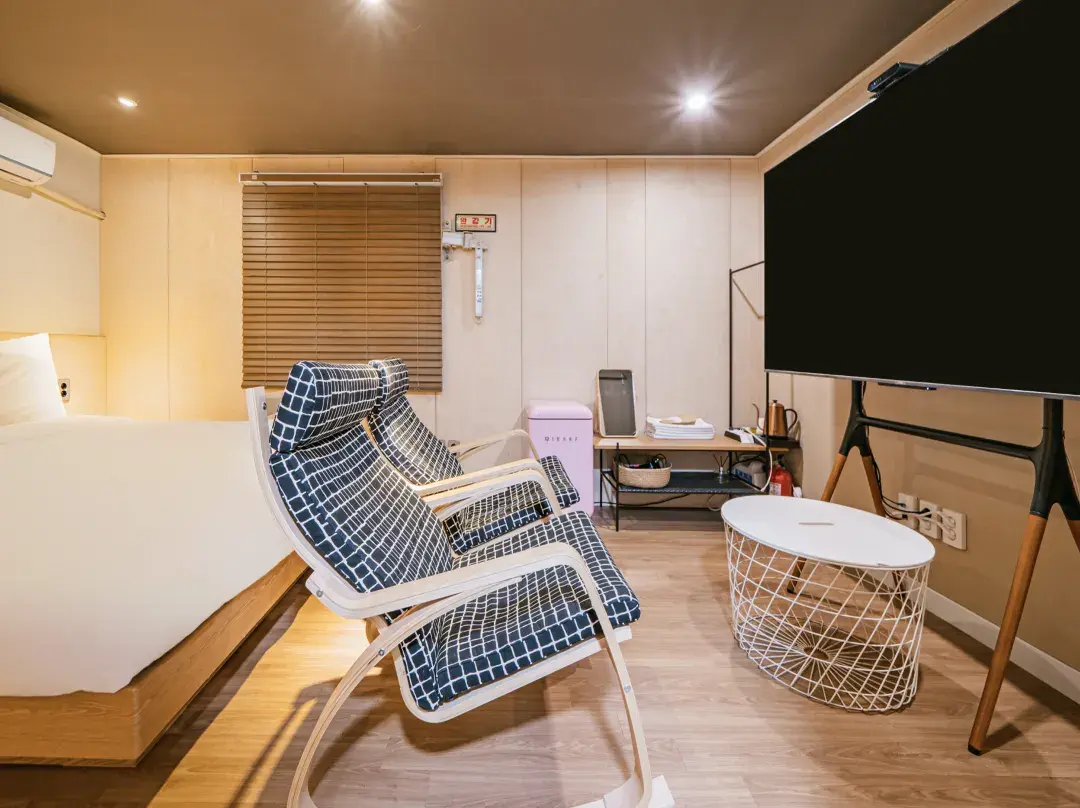 The Hit Hotel - Busan