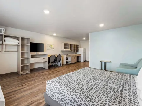 Woodspring Suites Easton Nazareth - Easton, PA