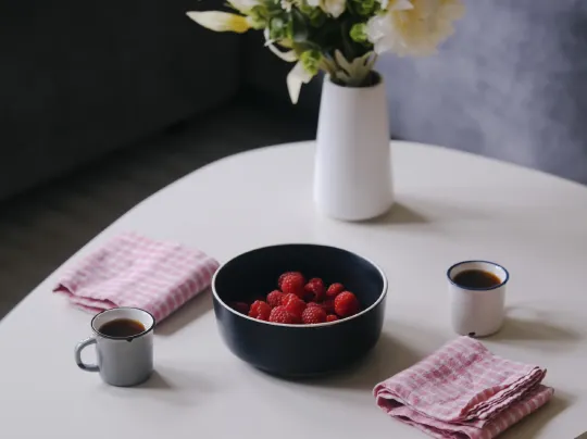 Indoor Gym And Modern Comforts Await - Stylish Escape - Chicago, IL