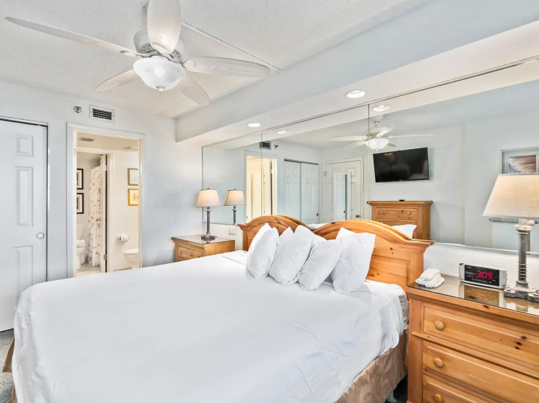 Breathtaking Gulf Views And Resort Amenities - Charming Beachfront Retreat - Destin