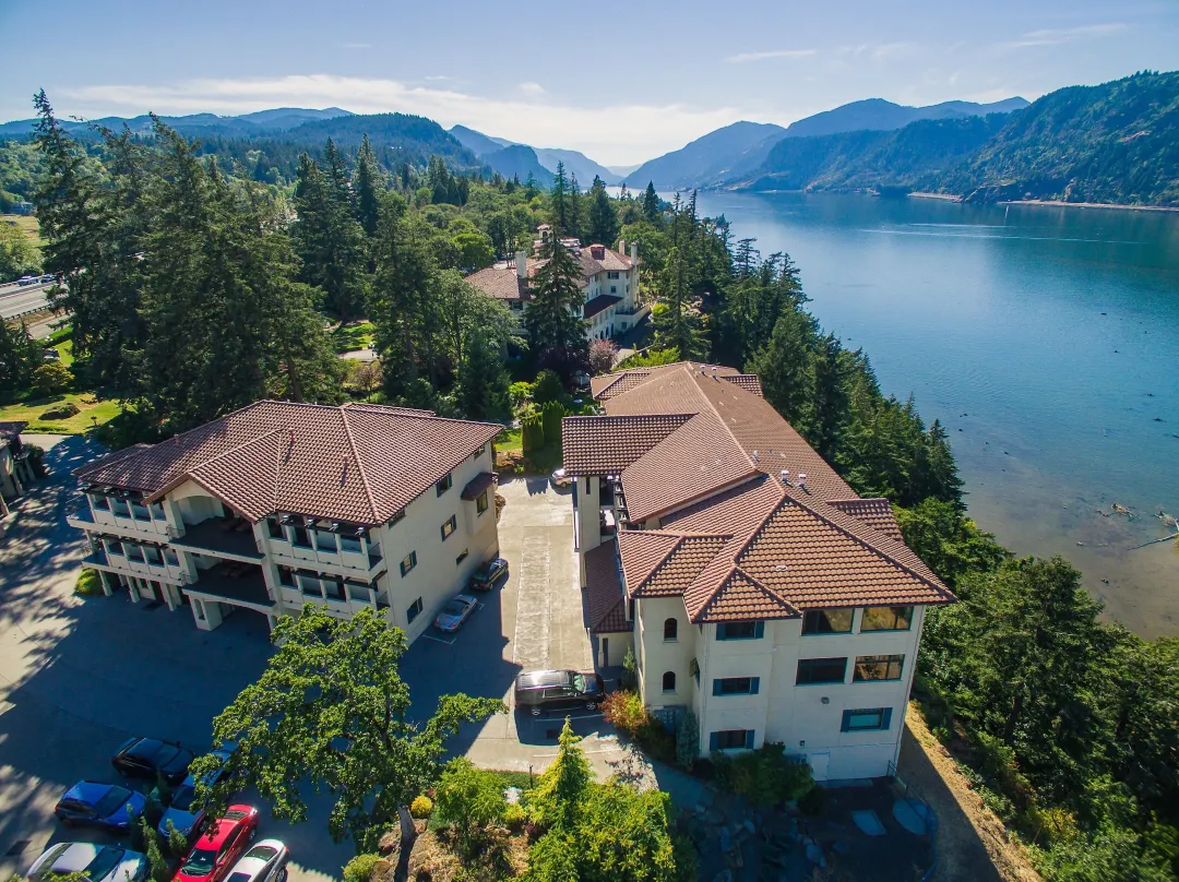 Columbia Cliff Villas - Hood River, OR