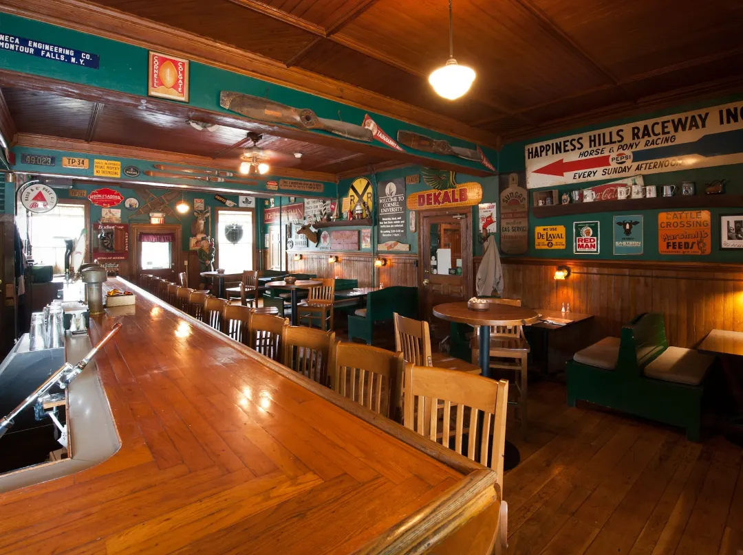 Rogues' Harbor Inn - Finger Lakes, NY