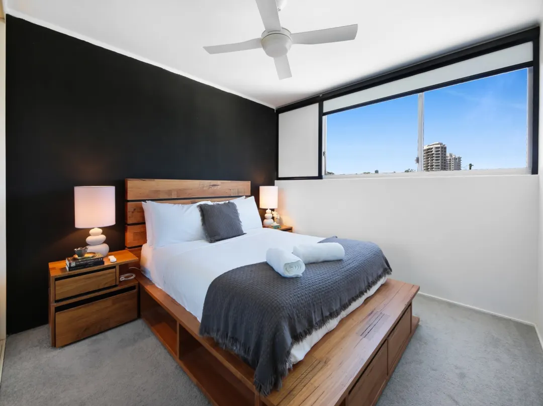 Stylish 2-bed In Surfers Paradise With River Views - Gold Coast