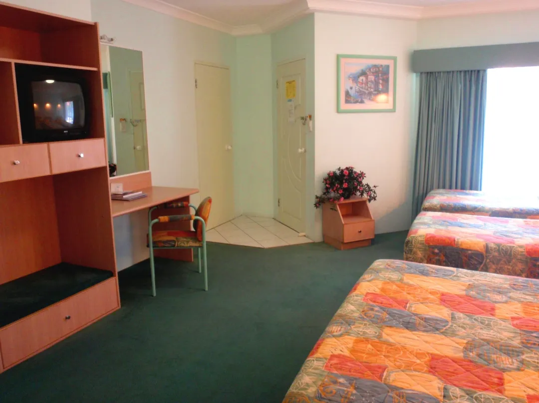 Runaway Bay Motor Inn - Gold Coast