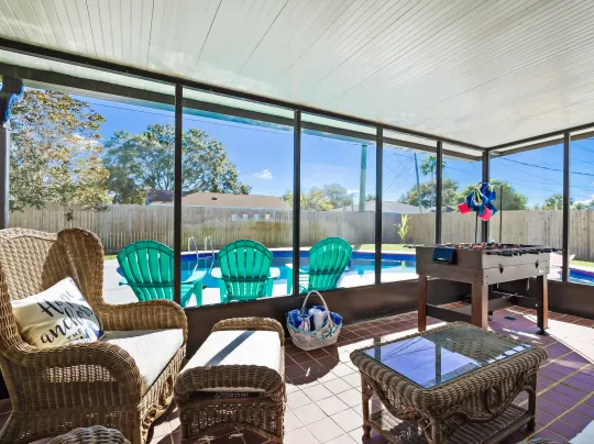 Heated Saltwater Pool And Game Room Amenities - Stunning Oasis - Satellite Beach, FL