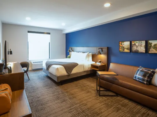 Ayres Hotel Rialto Fontana - Fontana, CA